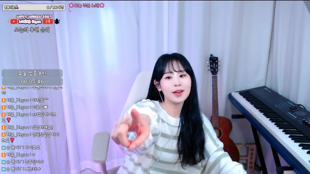 570_오늘 컨셉 뚜까맞고온 컨셉으로 노래함. | SOOP VOD