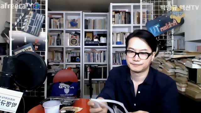 동료 BJ 라라라 급 탐방 액션TV | SOOP VOD