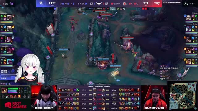[클립]T1 vs KT 4세트 마지막 한타 승리 후 road to msi 최종전 진출하는 T1 / 몽나 반응 | SOOP VOD